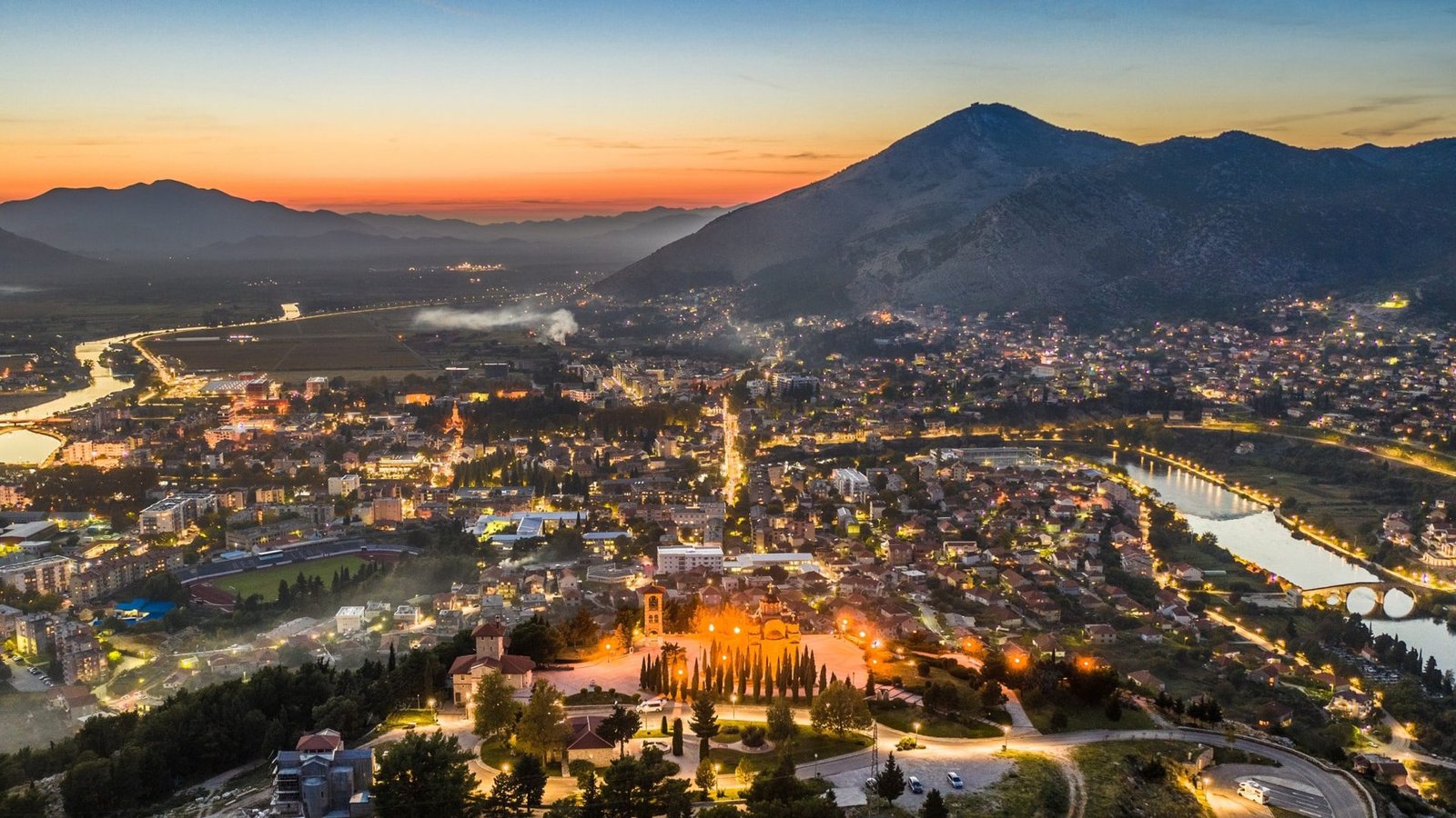 TREBINJE Nova godina 2026 | fakultativno Mostar i Dubrovnik | BookTravel
